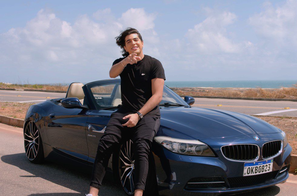 Nattan lança clipe da música "Amor de Rede Social" em parceria com a ...