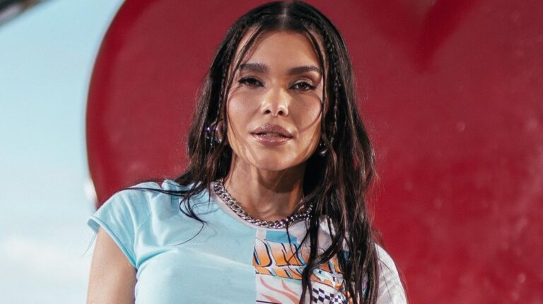 Lary fala sobre sua carreira como cantora e compositora: "Eu amo muito ...